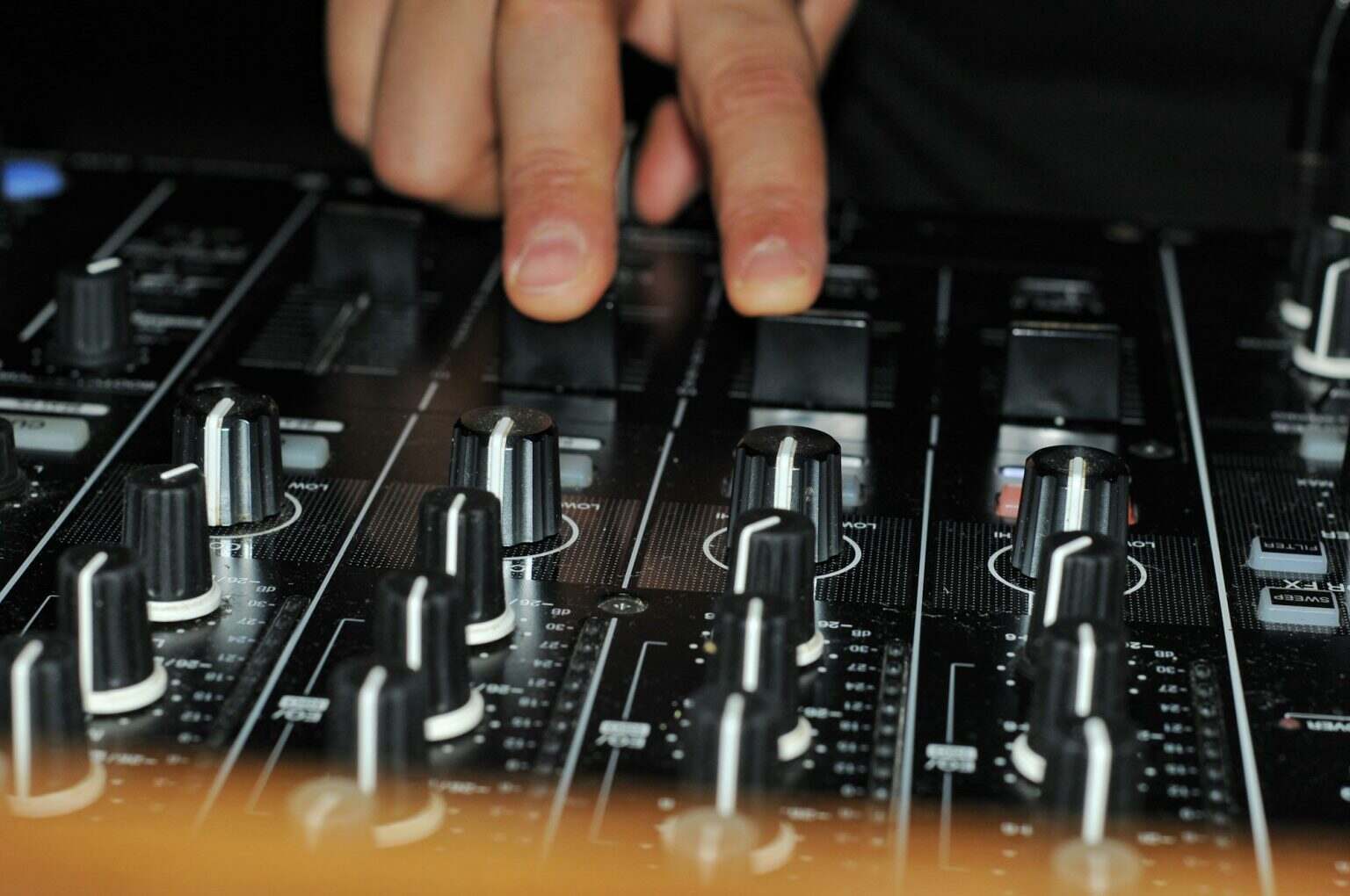 Le son, les ondes acoustiques et notre perception auditive - NRmagazine